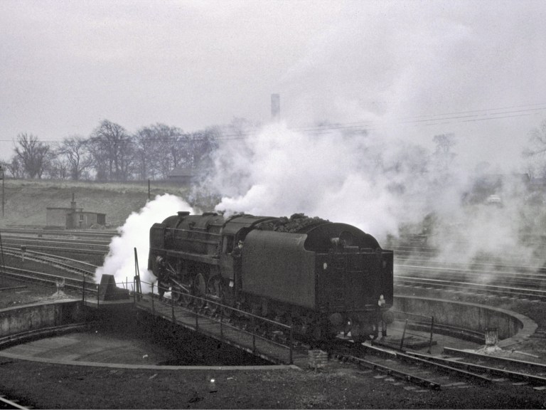 9F 92000 – 92250 2-10-0 BR Standard Class 9 – Preserved British Steam ...