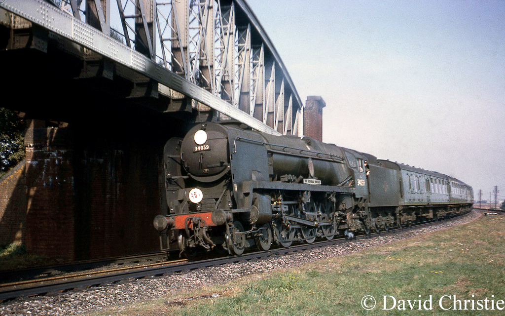 34059 Sir Archibald Sinclair (SR 21C159, BR s21C159 & BR 34059 ...