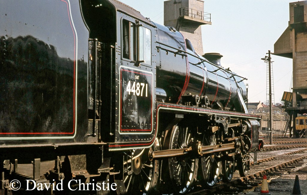 44871 (LMS 4871 & BR 44871) – Preserved British Steam Locomotives