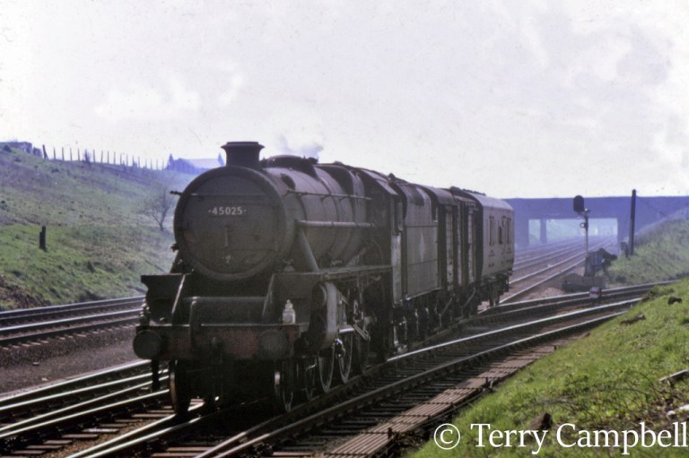 45025 (LMS 45025 & BR 45025) – Preserved British Steam Locomotives