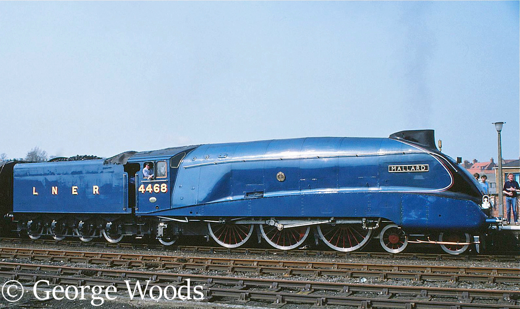 60022 Mallard (LNER 4468, LNER 607, LNER 22, BR E22 & BR 60022 ...