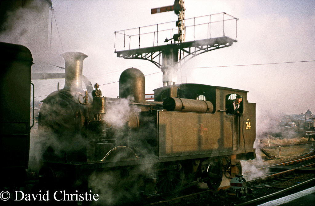 W24 Calbourne (LSWR 209, SR E209, IoW W24) – Preserved British Steam ...