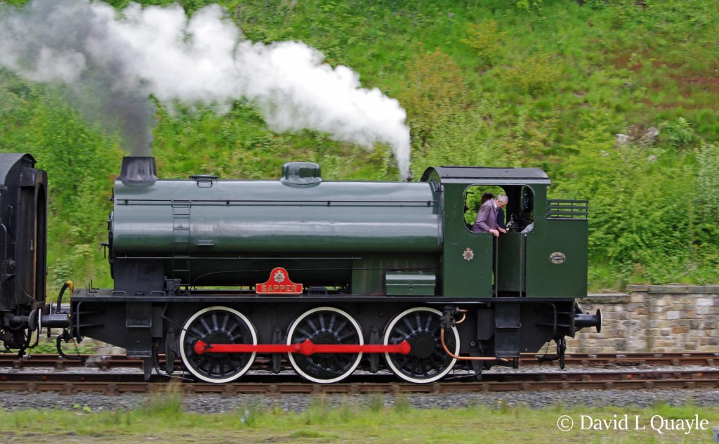 Hunslet Works No 3163 & 3885 WD75113 WD 132 Sapper 0-6-0ST – Preserved ...