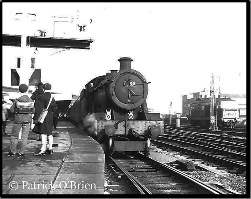 6990 Witherslack Hall – Preserved British Steam Locomotives