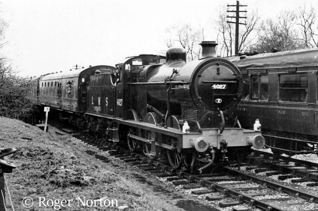44027 (LMS 4027 & BR 44027) – Preserved British Steam Locomotives