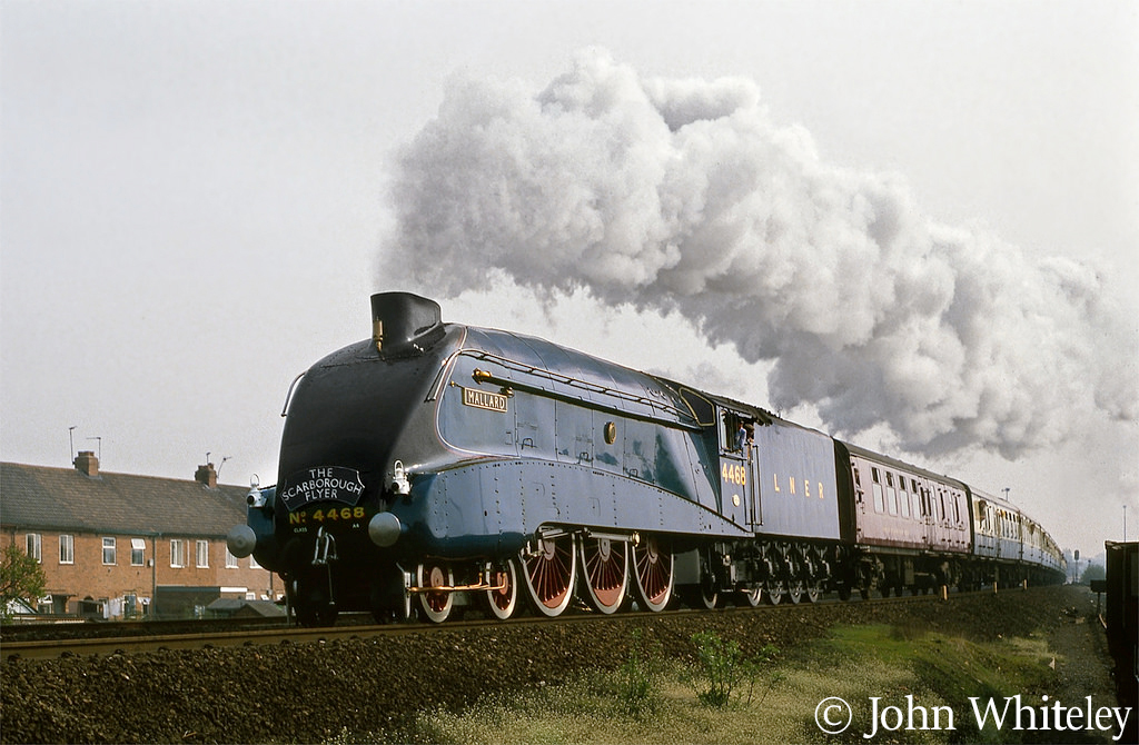 60022 Mallard (LNER 4468, LNER 607, LNER 22, BR E22 & BR 60022 ...