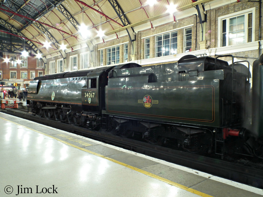 34067 Tangmere (SR 21C167, BR s21C167 & BR 34067) – Preserved British ...
