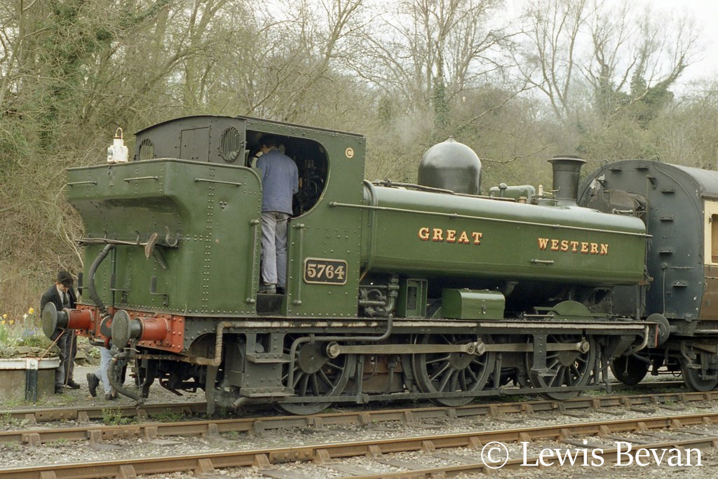 5764 – Preserved British Steam Locomotives