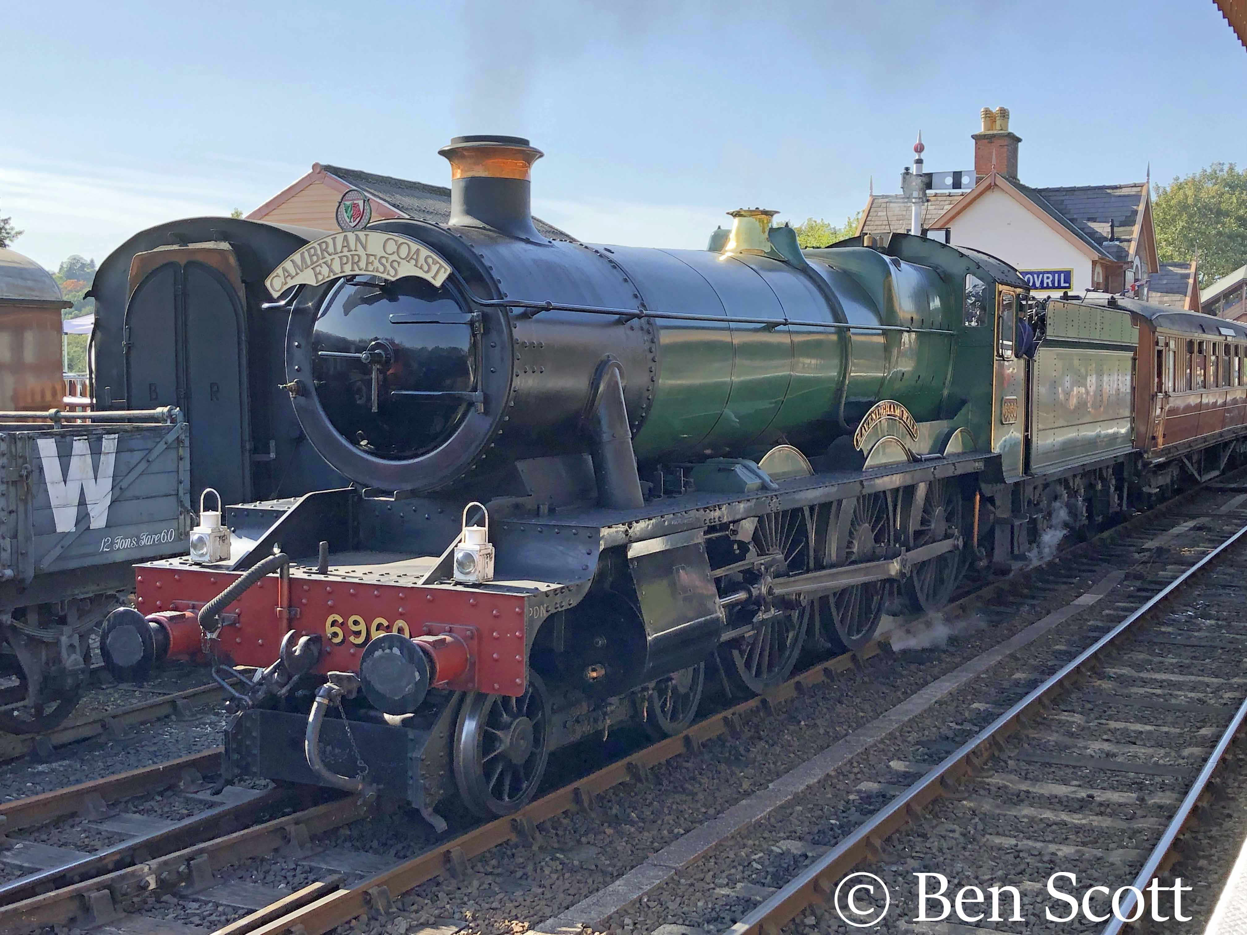 6960 Raveningham Hall – Preserved British Steam Locomotives