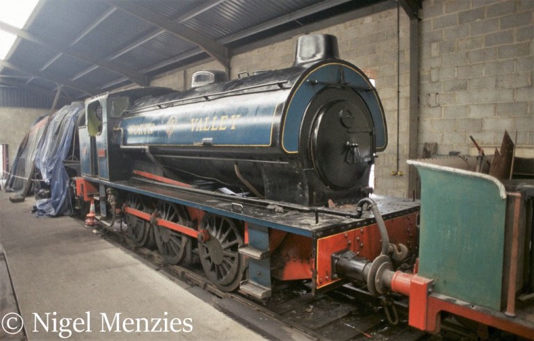 Robert Stephenson & Hawthorn Works No 7289 WD 71480 Fred 0-6-0ST ...