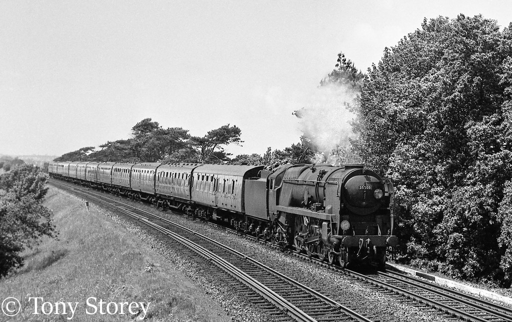35005 Canadian Pacific (SR 21C5, BR s21C5 & 35005) – Preserved British ...