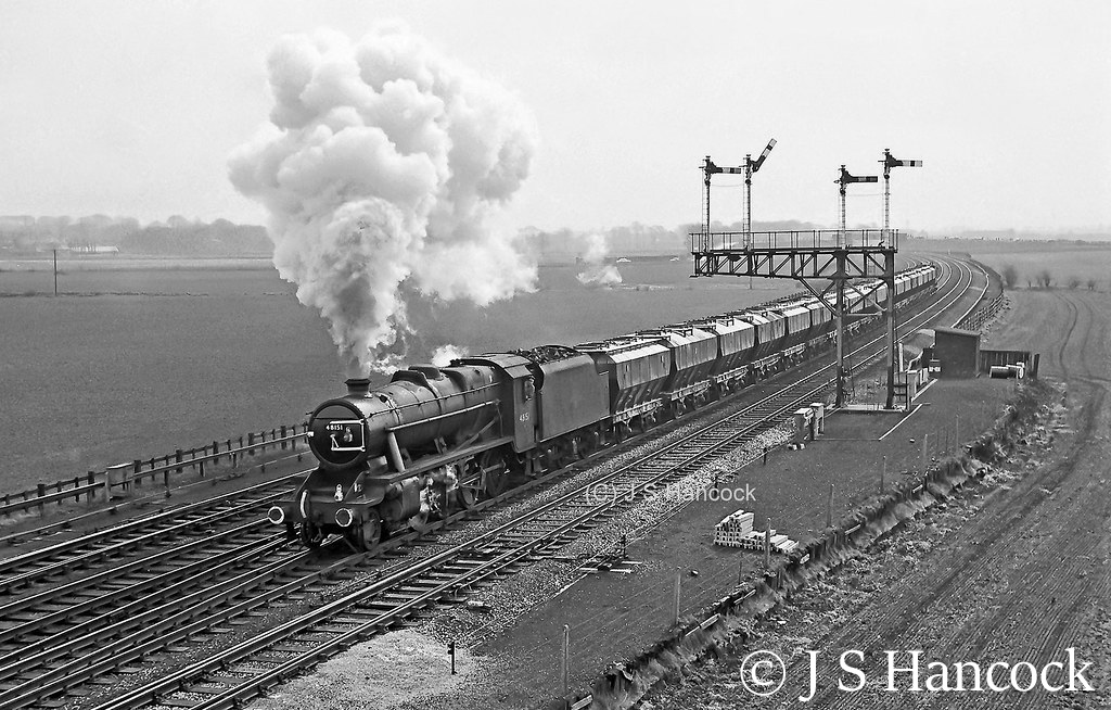 48151 (LMS 8151 & BR 48151) – Preserved British Steam Locomotives