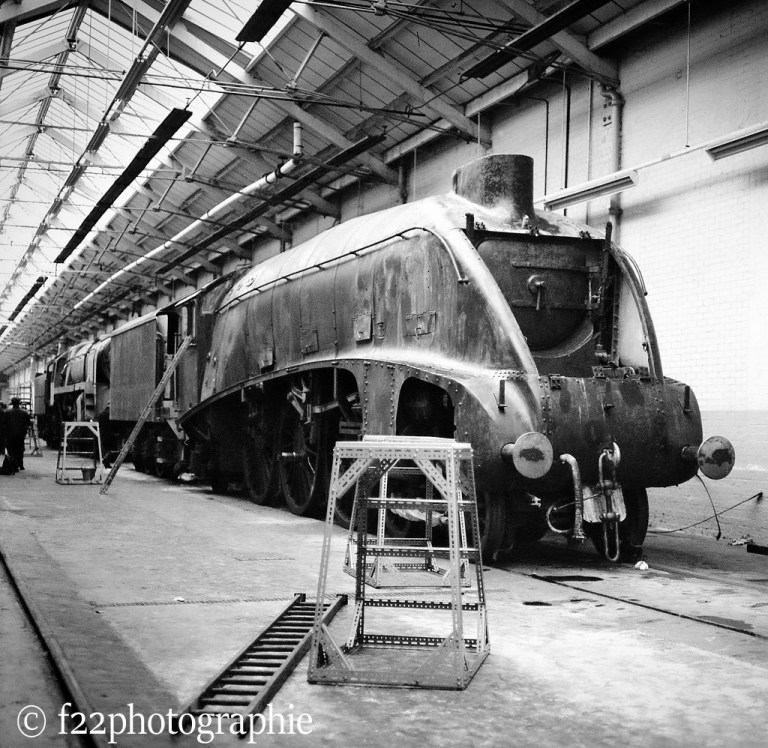 60007 Sir Nigel Gresley (LNER 4498, LNER 600, LNER 7 & BR 60007 ...