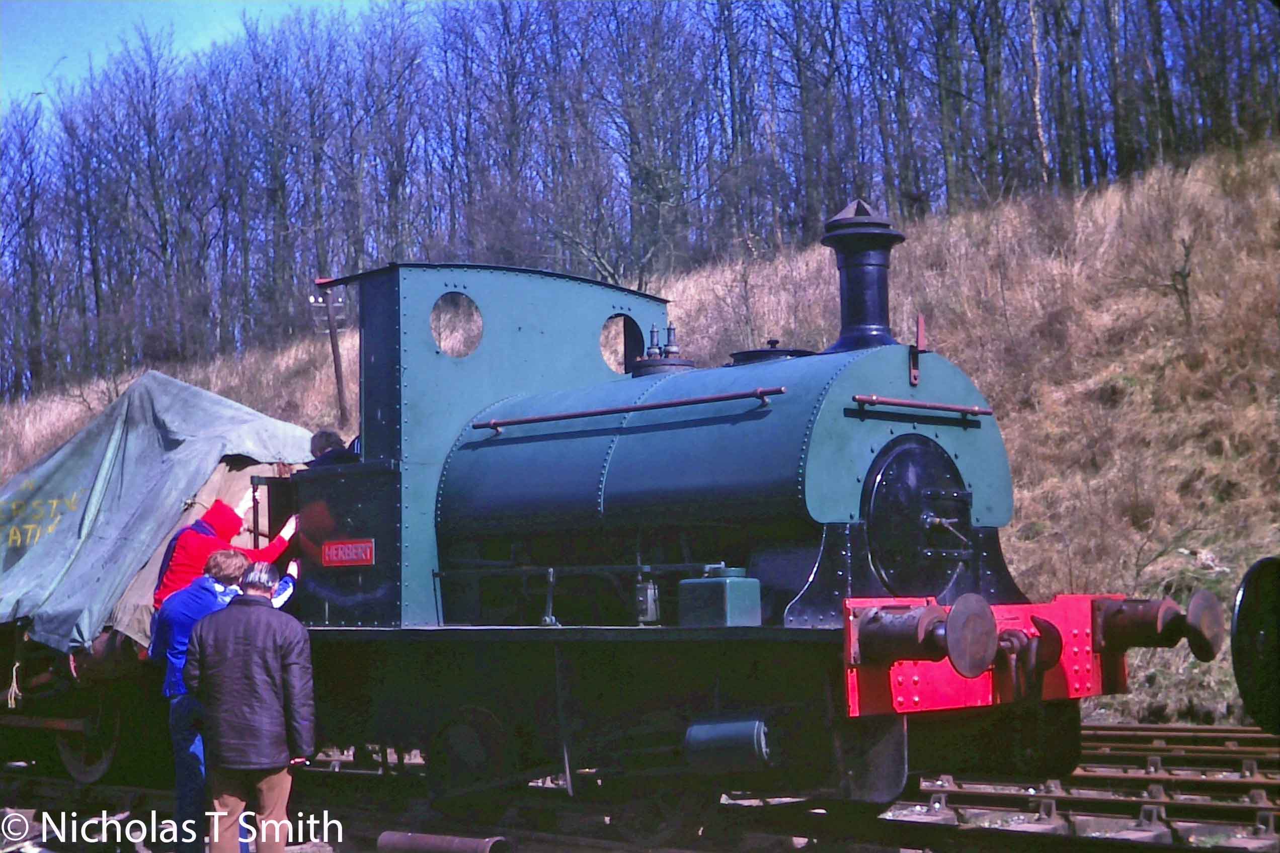 Peckett & Sons Works No 2012 V47 0-4-0ST – Preserved British Steam ...