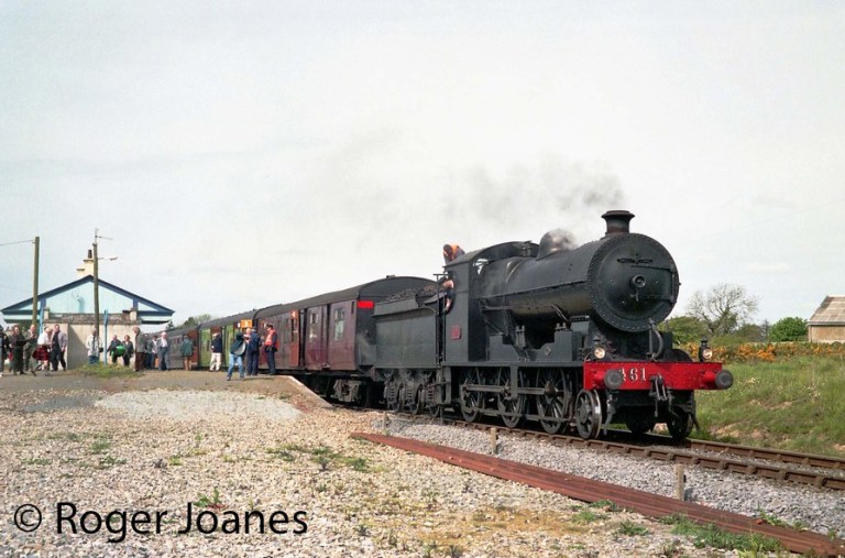 15 GSR 461 Dublin and South Eastern Railway 2-6-0 Class K2 G H Wild ...