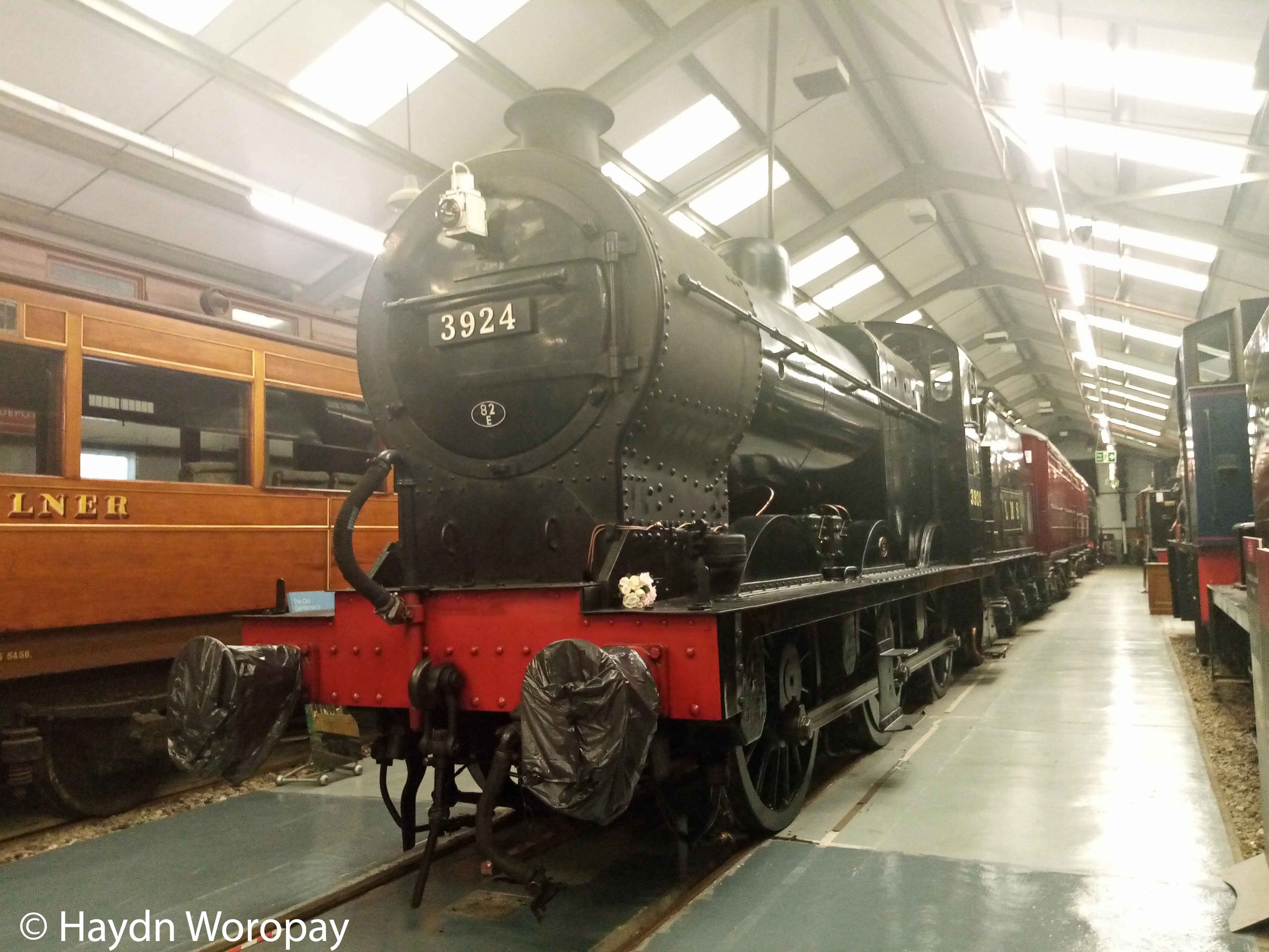 43924 (LMS 3924 & BR 43924) – Preserved British Steam Locomotives