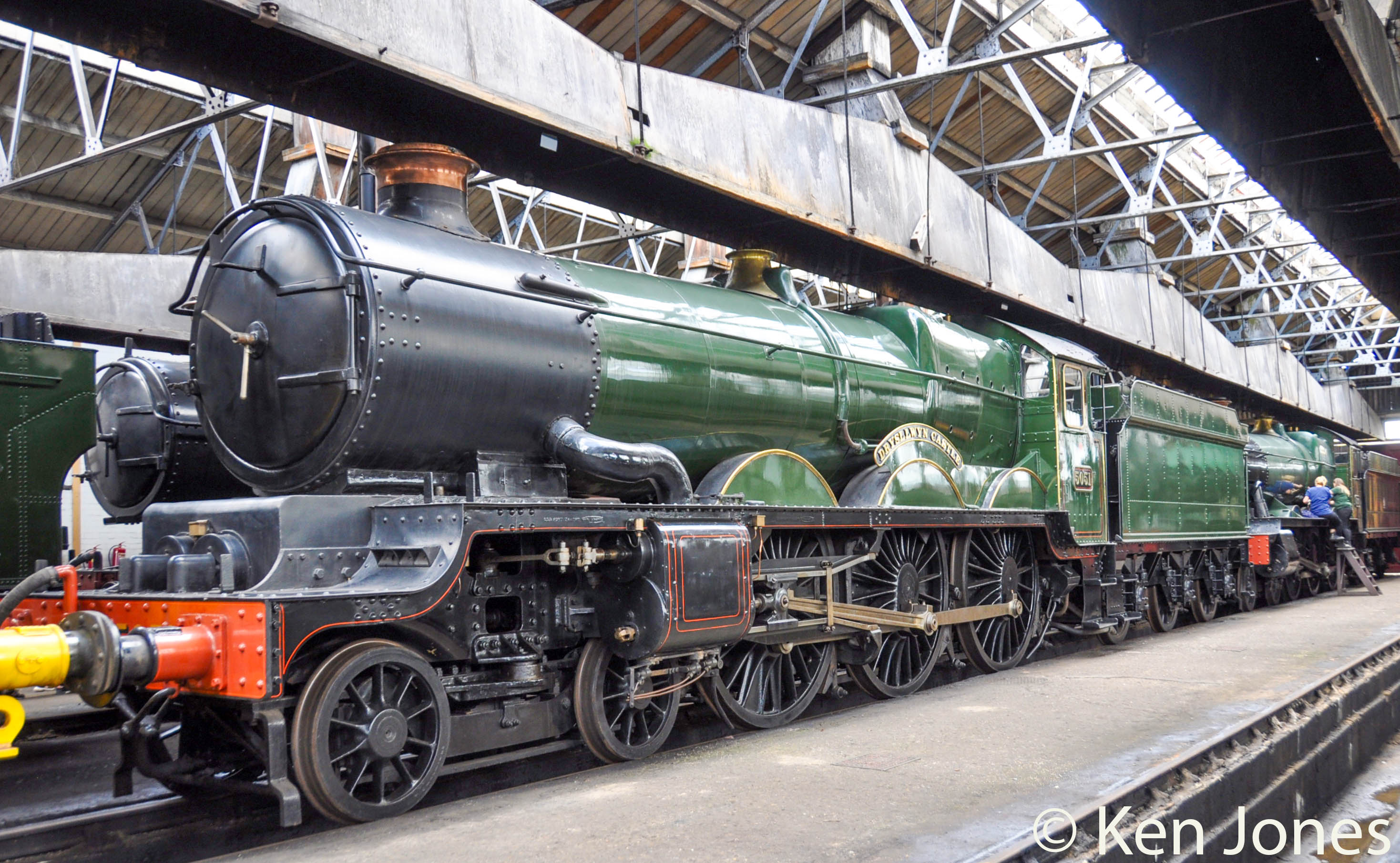 5051 Drysllwyn Castle (Earl Bathurst) – Preserved British Steam Locomotives