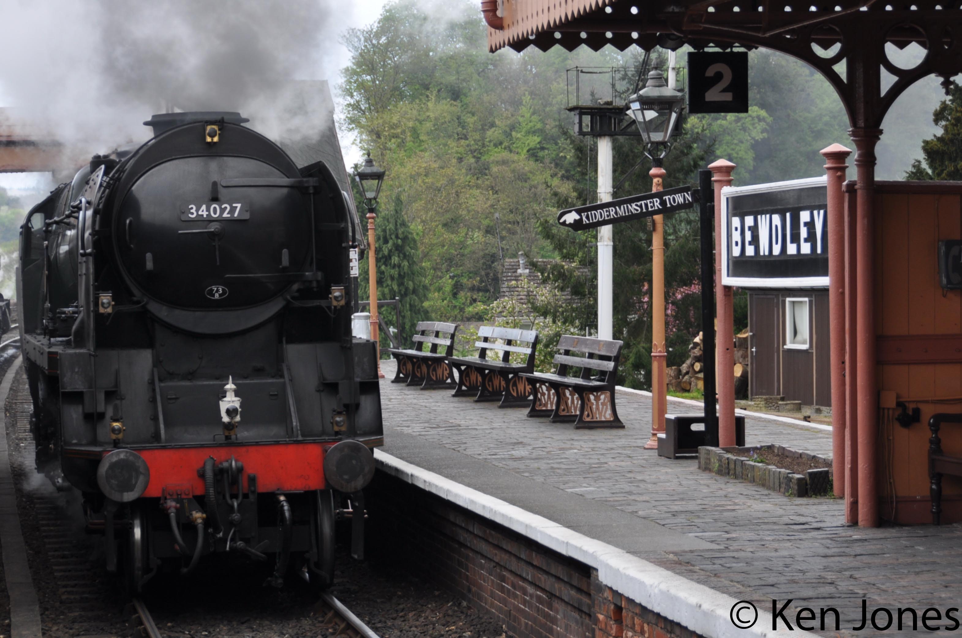 34027 Taw Valley (SR 21C127 & BR 34027) – Preserved British Steam ...