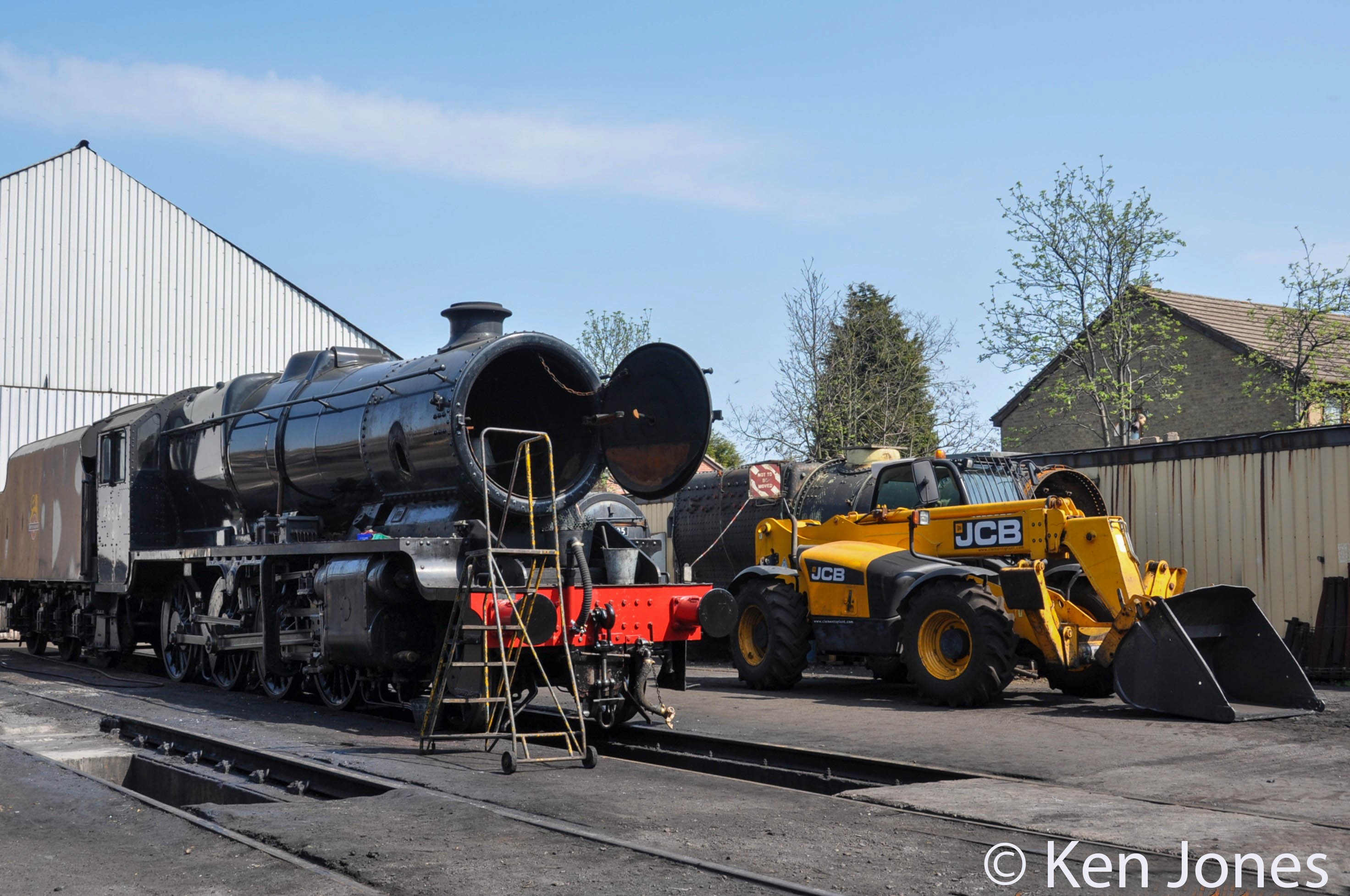 48624 (LMS 8624 & BR 48624) – Preserved British Steam Locomotives