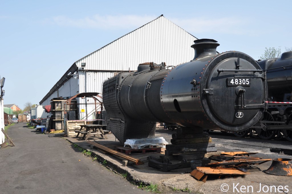48305 (LMS 8303 & BR 48305) – Preserved British Steam Locomotives